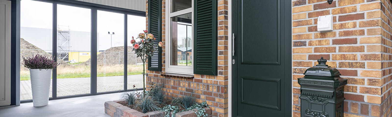 Kunststof deuren - Kuramo Kunststof Kozijnen